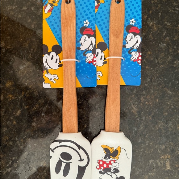 Disney | Kitchen | Disney Mickey And Minnie Mouse Kitchen Spatula Duo ...